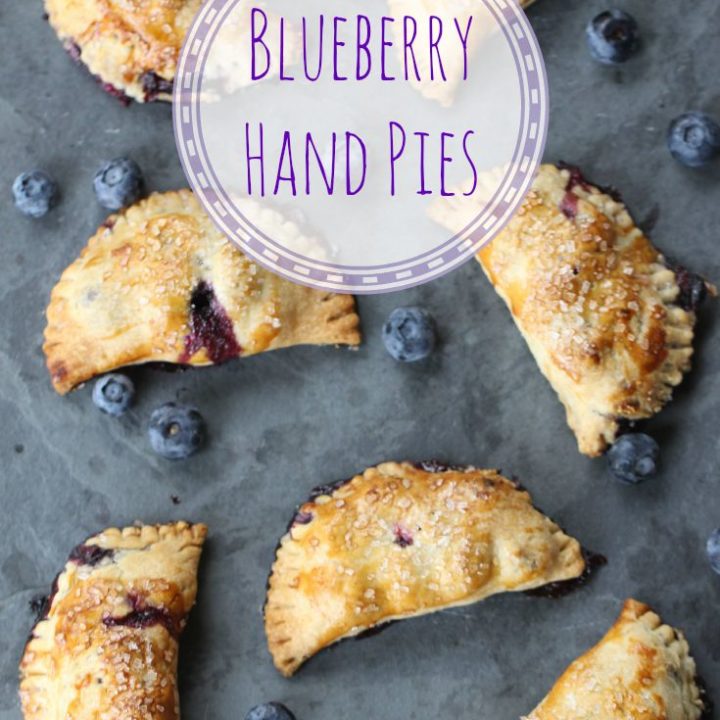 Blueberry Hand Pies | www.thefarmgirlgabs.com