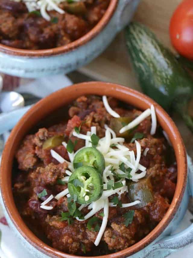 Homemade Easy Classic Chili Story - The Farm Girl Gabs®
