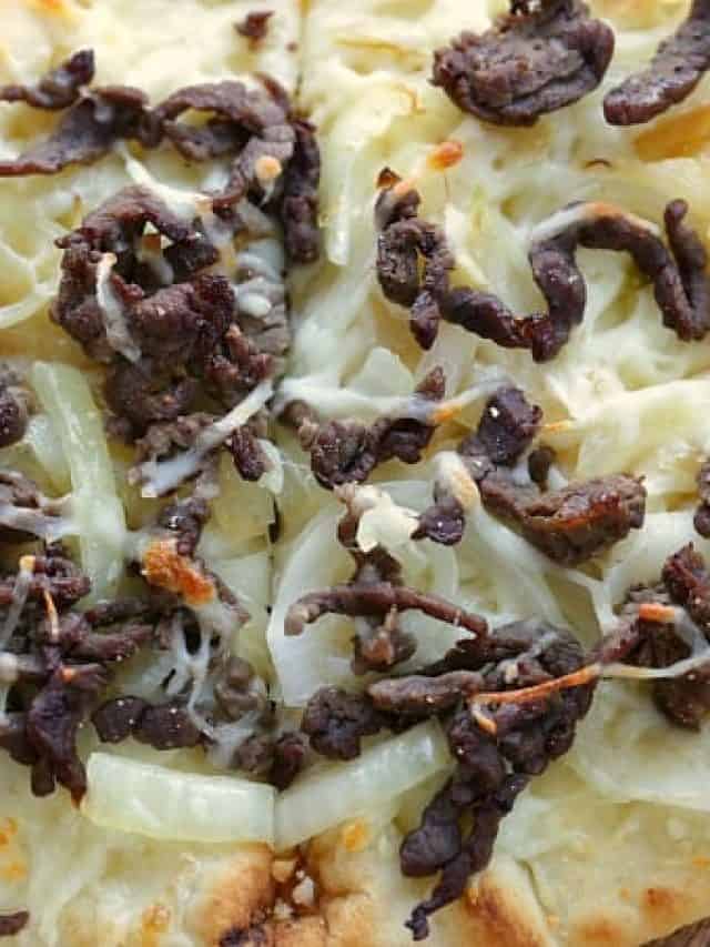Philly Cheesesteak Flatbread Story - The Farm Girl Gabs®
