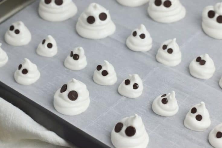 Halloween Ghost Cupcakes - The Farm Girl Gabs®