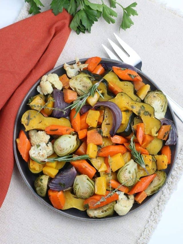 Easy Roasted Fall Vegetables Story - The Farm Girl Gabs®