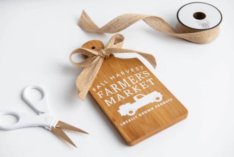 How to Make a Fall Farmers' Market Cutting Board - The Farm Girl Gabs®
