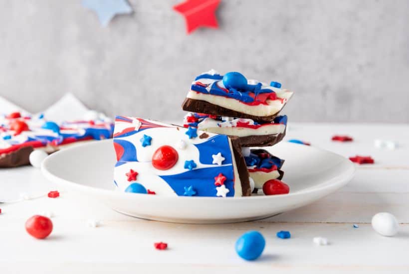 Red White and Blue Chocolate Bark - The Farm Girl Gabs®